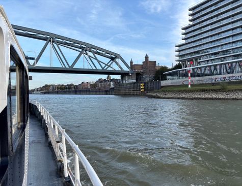 Uitlegvaart op de Waal met Rob Jaspers | Into Nijmegen
