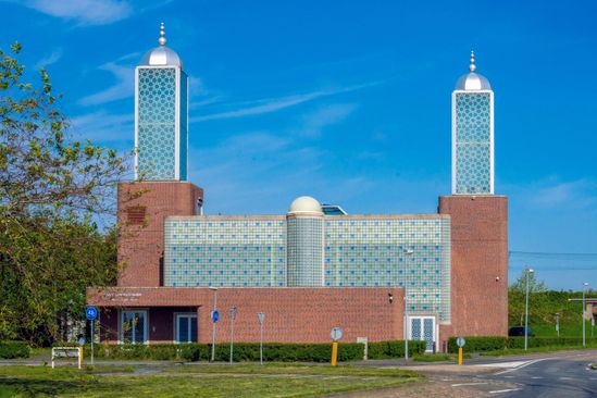 Omar Ibn Al Khattab Moskee | Visit Almere