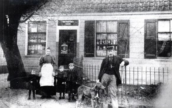 Eerste winkel Albert Heijn | Laag Holland