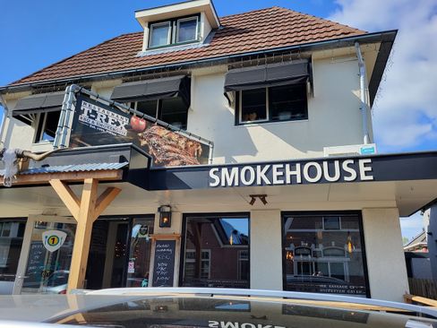 Vier je feest bij T-Rex Restaurant, BBQ & Smokehouse | VVV Putten