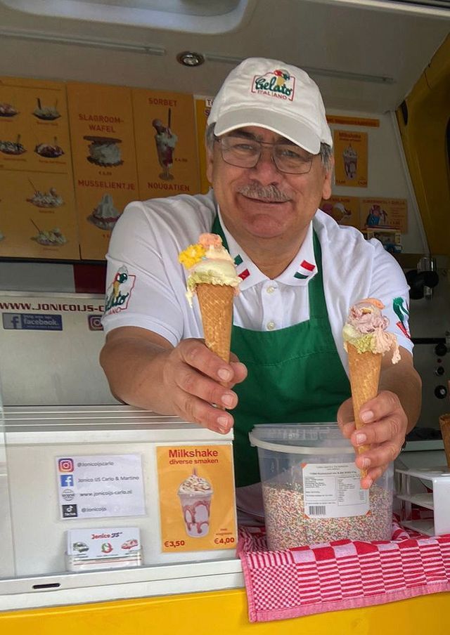 2023 - Ijscoman Carlo Guida | Almere Centrum